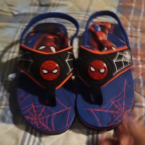 Spiderman | Shoes | Spiderman Light Up Sandals With Web Patterns | Poshmark